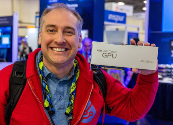Intel Ponte Vecchio Spaceship GPU No Longer Hunting New Clusters