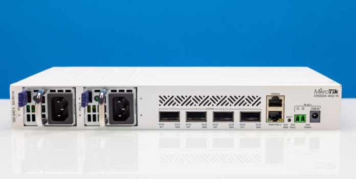 MikroTik CRS510-8XS-2XQ-IN Review 8-port 25GbE 2-port 100GbE Switch