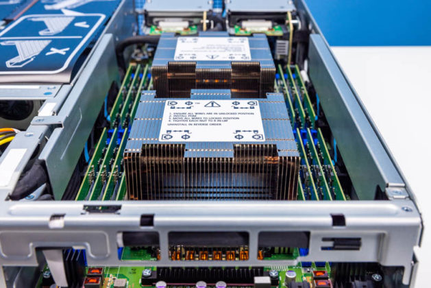 MiTAC Intel Denali Pass High-End Liquid Cooled 2U 4-Node Review