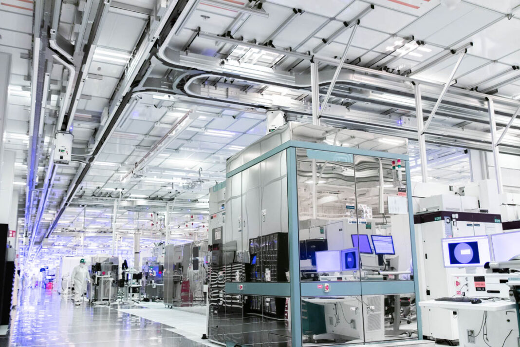 New Intel 4 EUV Fab Enters Production in Ireland - ServeTheHome