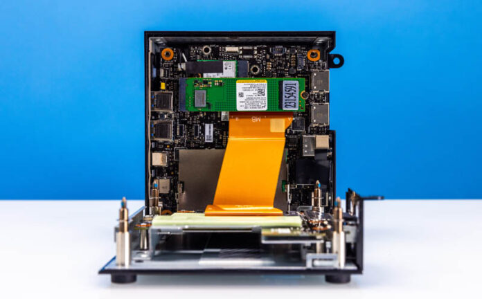 ASUS ExpertCenter PN64-E1 13th Gen Intel Core Mini PC Mini-Review ...