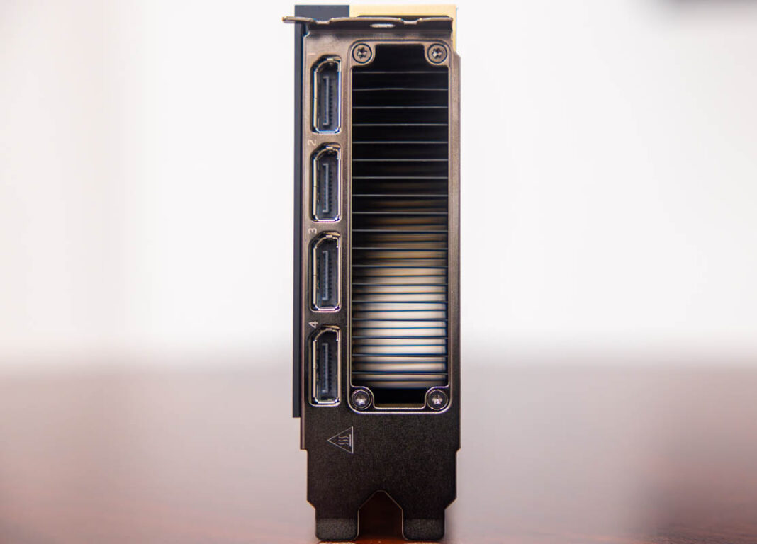 NVIDIA L40S is the NVIDIA H100 AI Alternative with a Big Benefit