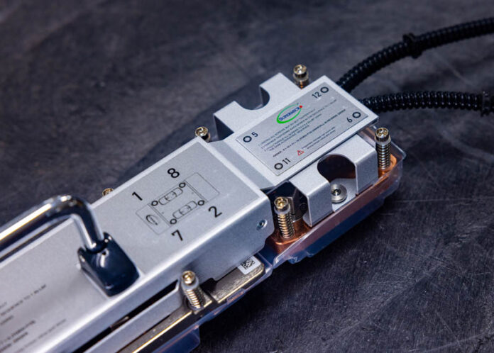 A Look at the Liquid Cooled Supermicro SYS-821GE-TNHR 8x NVIDIA H100 AI ...