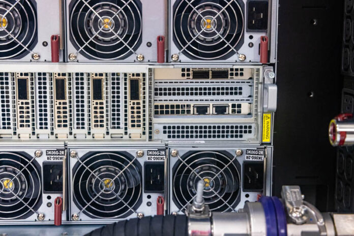 A Look at the Liquid Cooled Supermicro SYS-821GE-TNHR 8x NVIDIA H100 AI ...