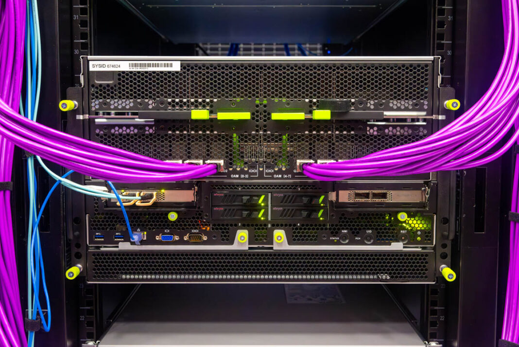 Touring the Intel AI Playground - Inside the Intel Developer Cloud ...