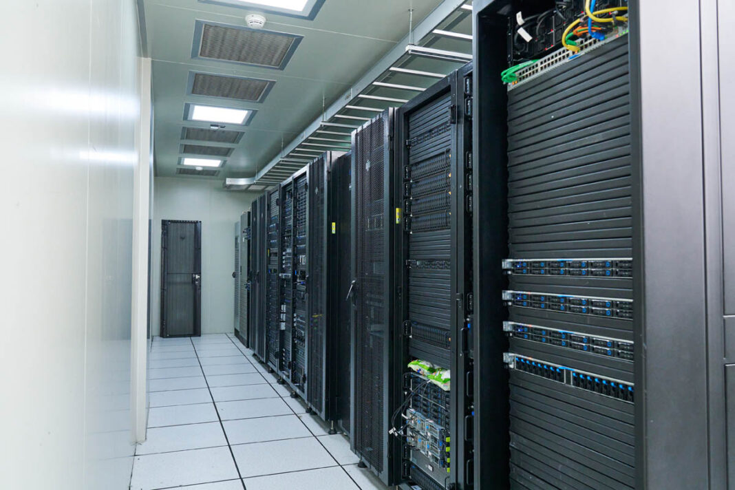 Quanta QCT QoolRack Liquid Cooling Intel Xeon Max Overview