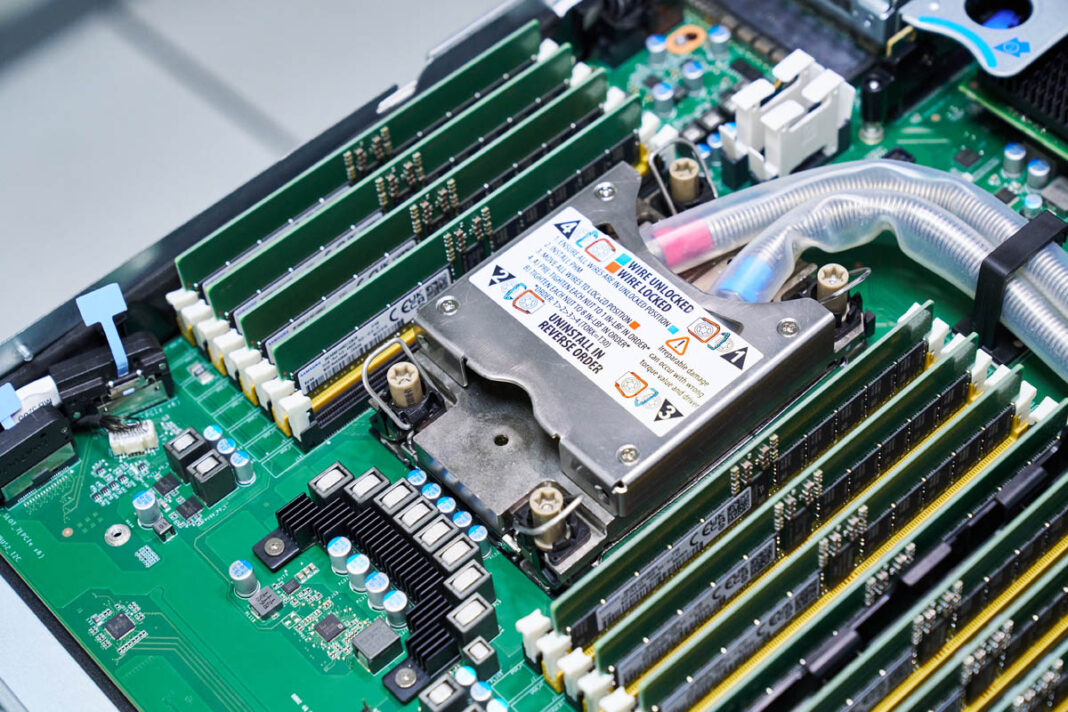 Quanta QCT QoolRack Liquid Cooling Intel Xeon Max Overview - Page 2 of 3