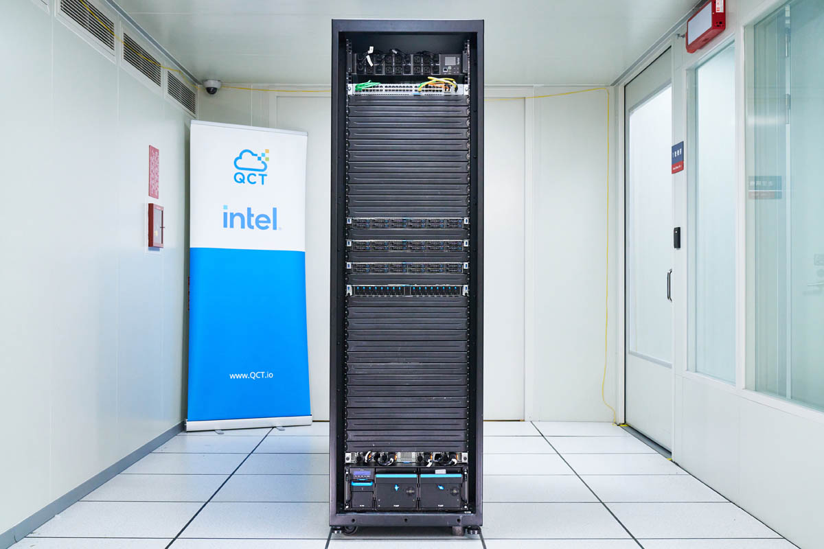 QCT QoolRack With Intel Xeon Max Air And Liquid Cooled - ServeTheHome