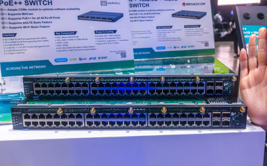 Wistron 800GbE and 2.5GbE PoE Switches at OCP Summit 2023