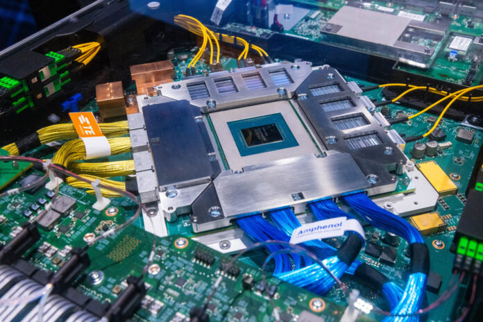 Wistron 800GbE and 2.5GbE PoE Switches at OCP Summit 2023