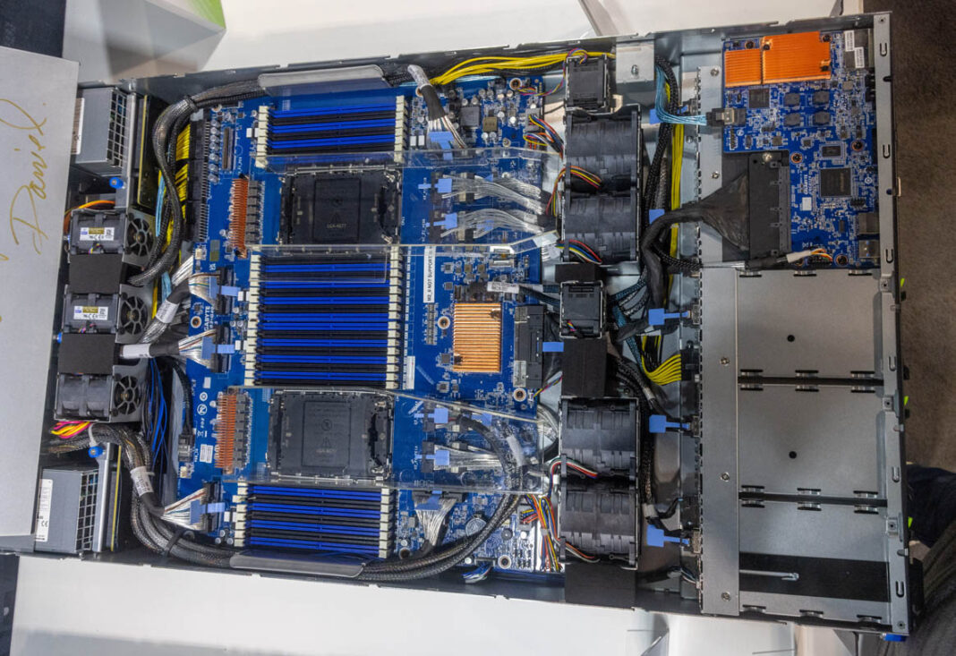 Big Gigabyte NVIDIA AI Servers at SC23