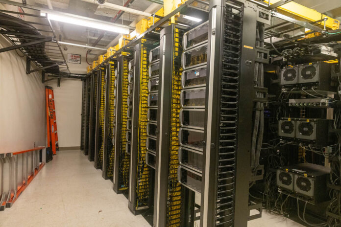 Inside the Secret Data Center at the Heart of the San Francisco 49ers ...
