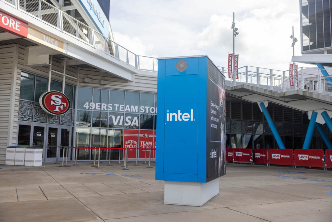 Inside the Secret Data Center at the Heart of the San Francisco 49ers ...