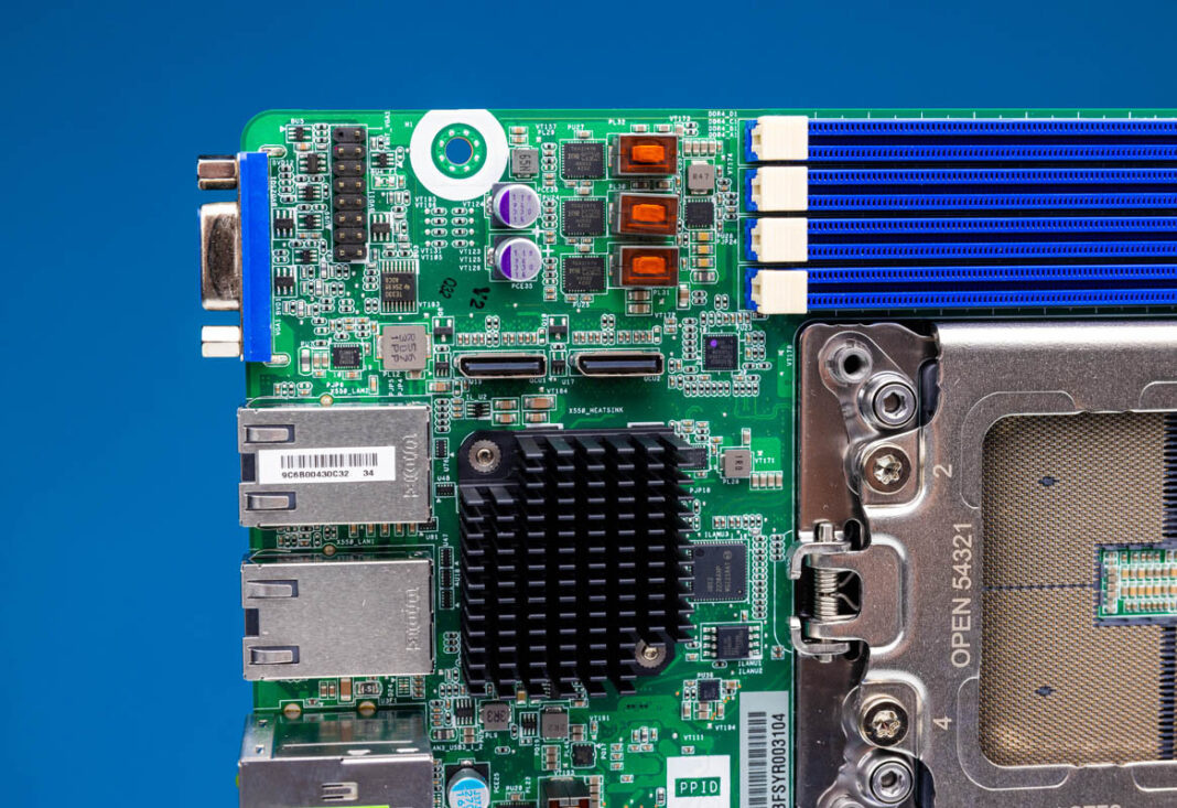 ASRock Rack ALTRAD8UD-1L2T Review This is the Ampere Arm Motherboard You Want