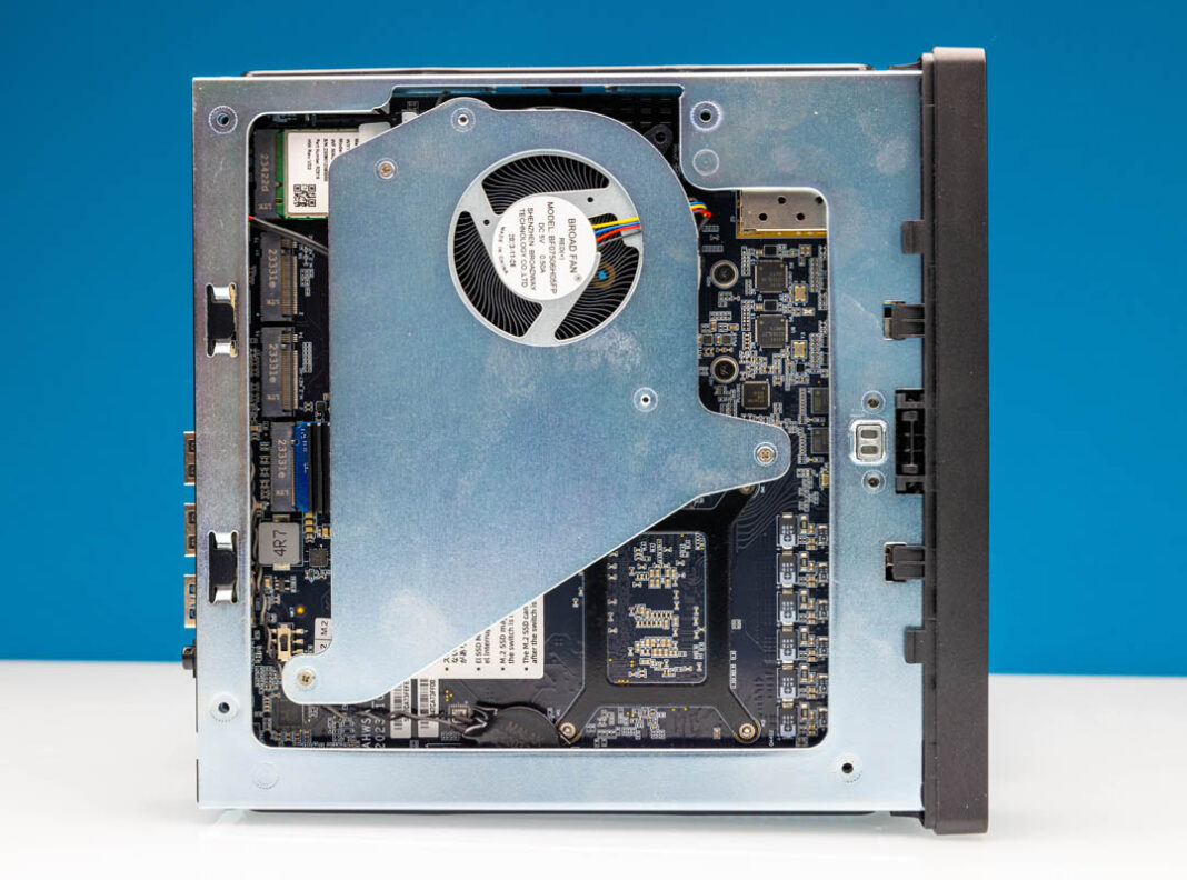 Minisforum MS-01 Review The 10GbE with PCIe Slot Mini PC - Page 2 of 5