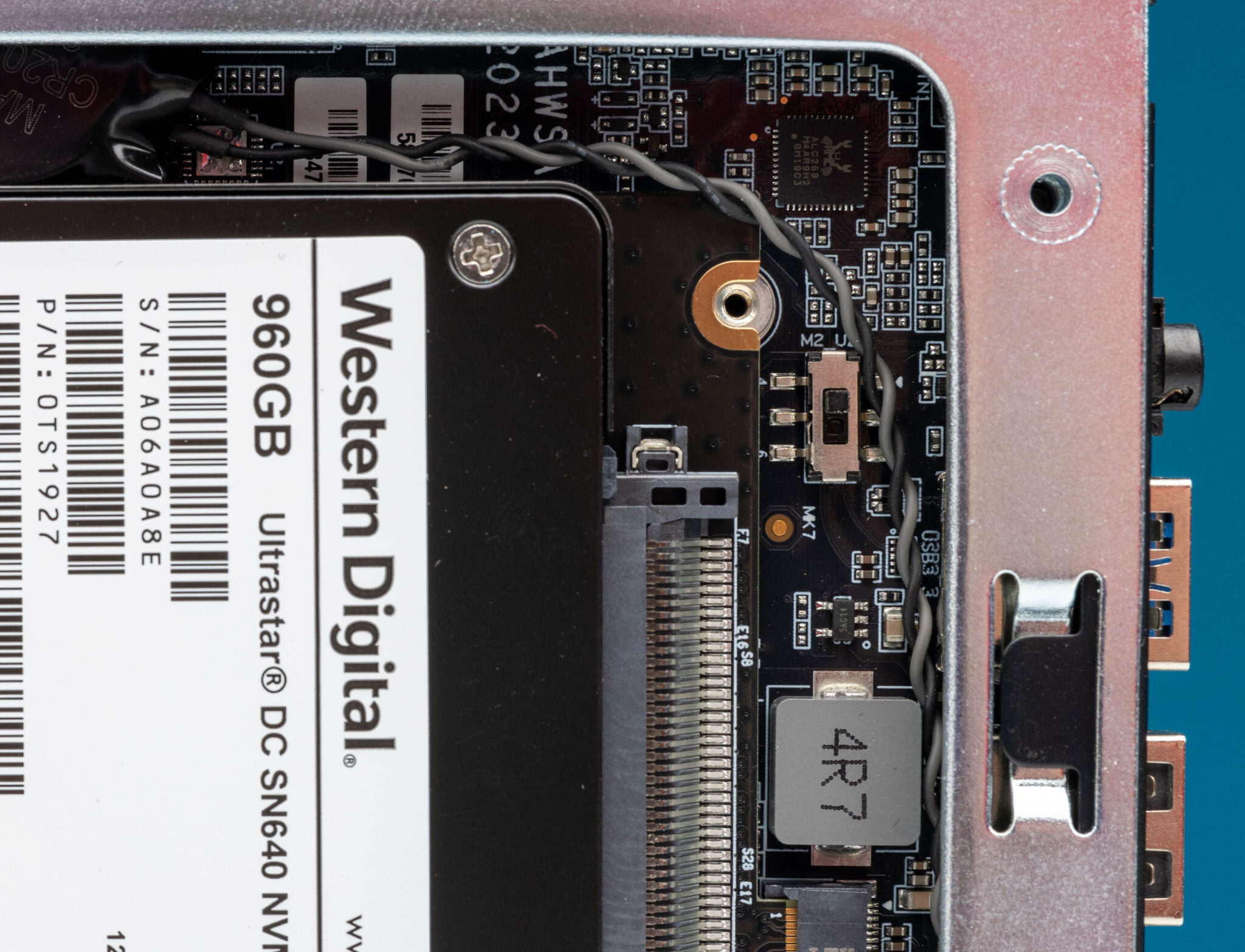 Minisforum MS-01 Review The 10GbE with PCIe Slot Mini PC - Page 2 of 5