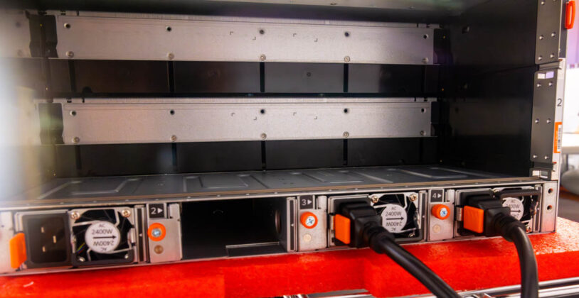 Hands-on With Pure Storage FlashBlade S Hardware - Page 2 of 2
