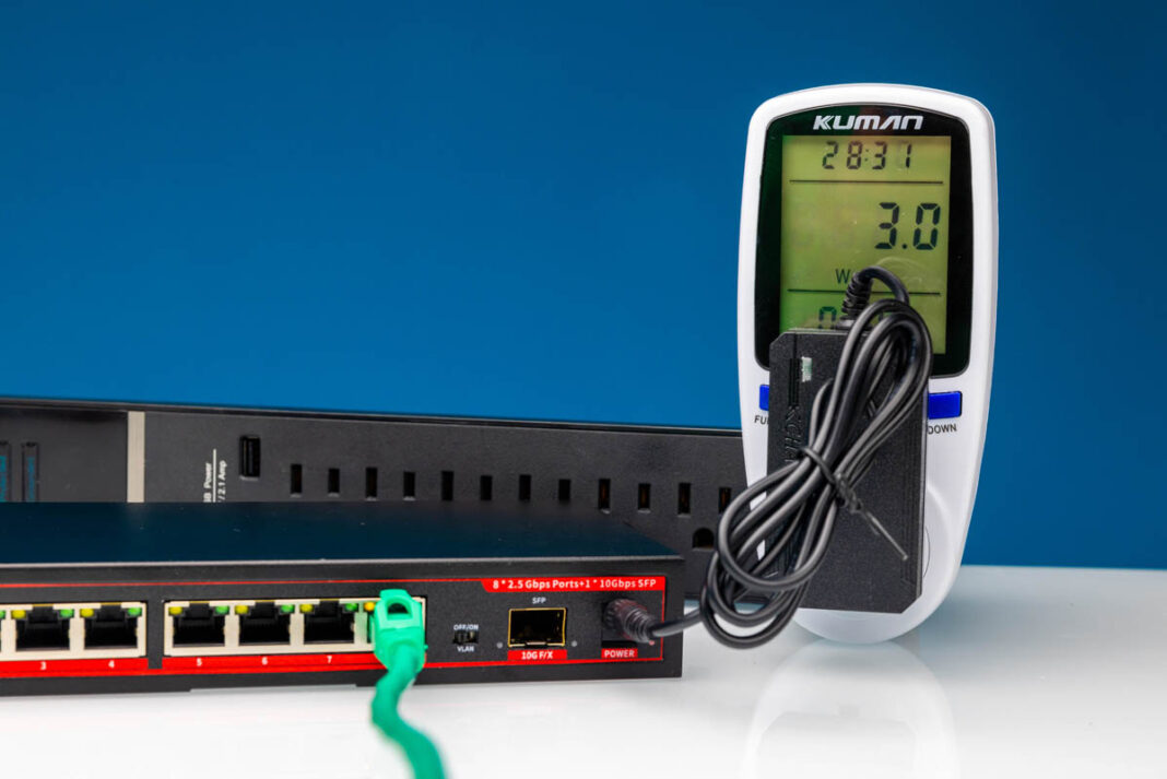 ienRon HG0801XG 8-port 2.5GbE 1-port 10GbE Fanless Switch Review - Page ...