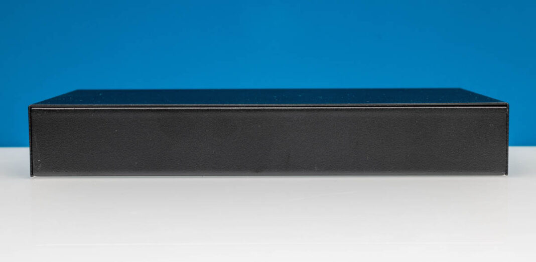 ienRon HG0801XG 8-port 2.5GbE 1-port 10GbE Fanless Switch Review ...