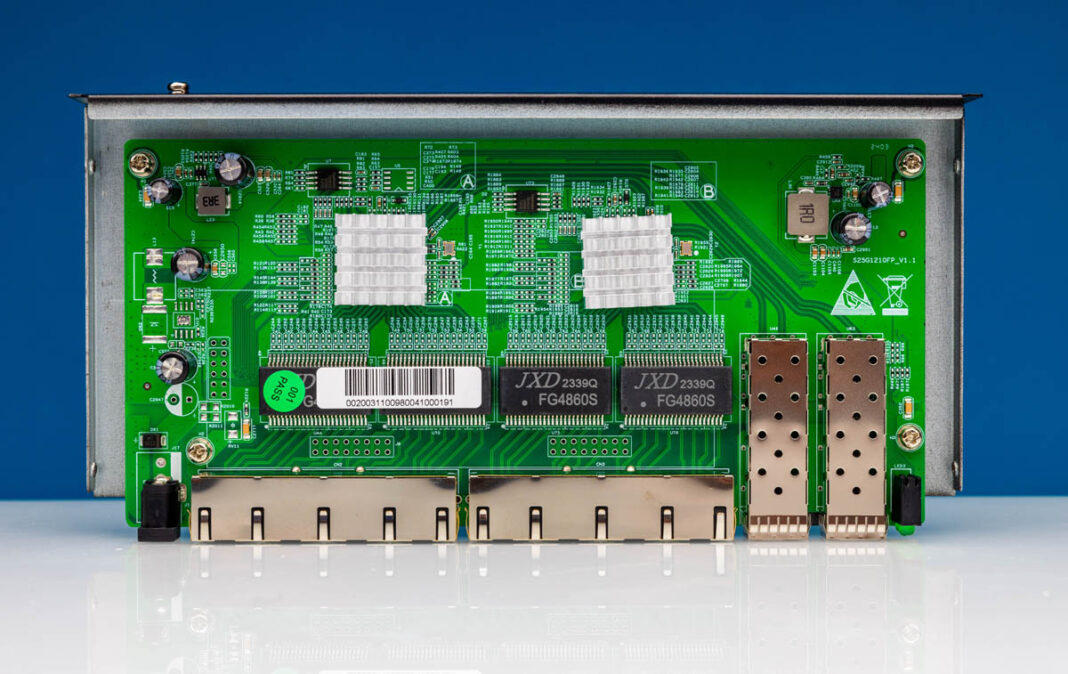 Gigaplus GP-S25-0802 8-port 2.5GbE and 2-port 10G Review