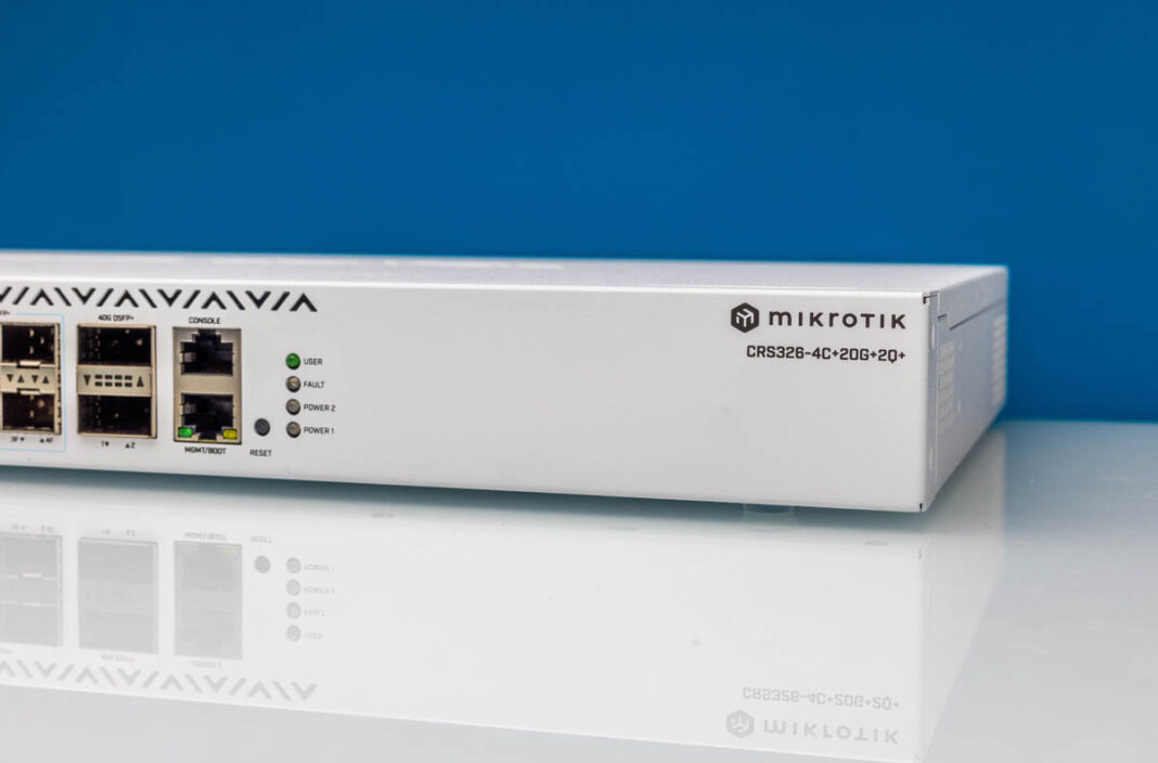 MikroTik CRS326-4C+20G+2Q+RM Switch Review 2.5GbE 10GbE and 40GbE