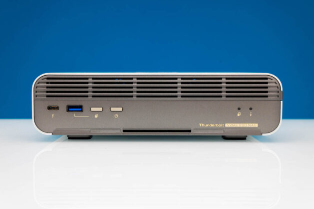 QNAP TBS-h574TX Review E1.S and M.2 Thunderbolt 10GbE NAS