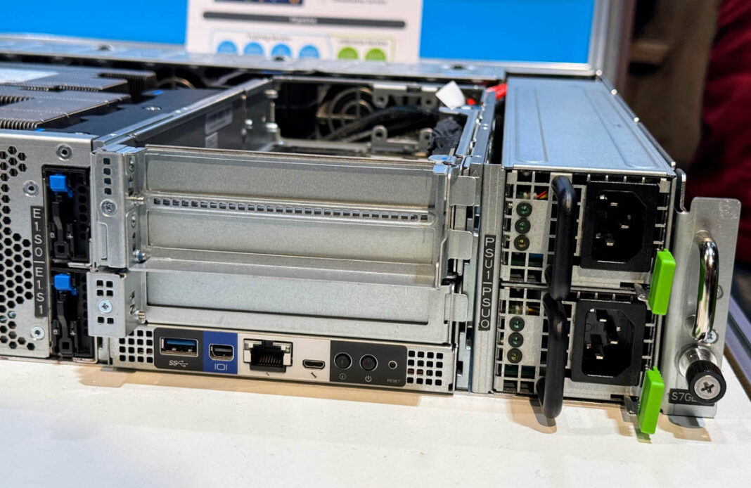 QCT QuantaEdge EGX77GE-2U NVIDIA GH200 Grace Hopper Edge Server at GTC 2024