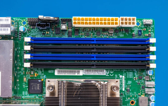 Supermicro A3SSV-16C-SPLN10F Intel Atom P5342 25GbE Motherboard Review