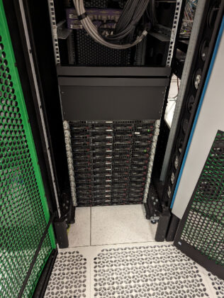 Leaky HPE SGI Cheyenne Supercomputer for Sale at Perhaps a Deal