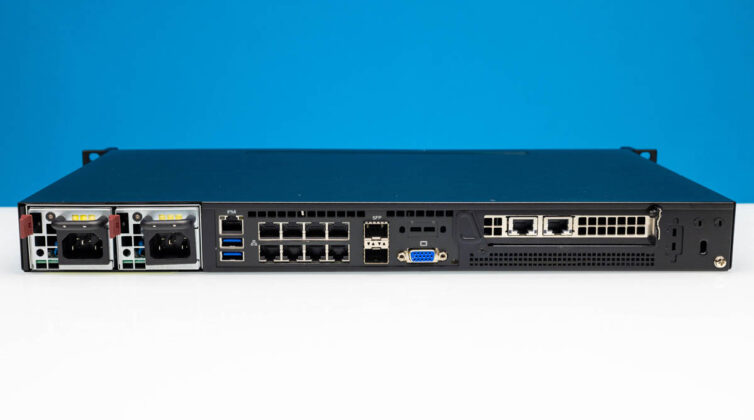 Supermicro SYS-110A-16C-RN10SP 1U 25GbE Intel Snow Ridge Server Review