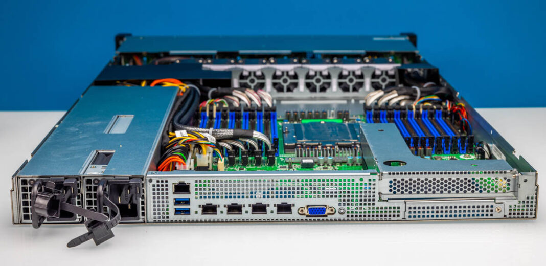 ASRock Rack 1U24E1S-GENOA/2L2T Review A Single Socket E1.S Monster