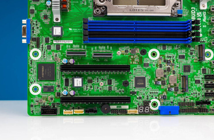 ASRock Rack SIENAD8UD3 32x SATA AMD EPYC Siena mATX Motherboard Review ...