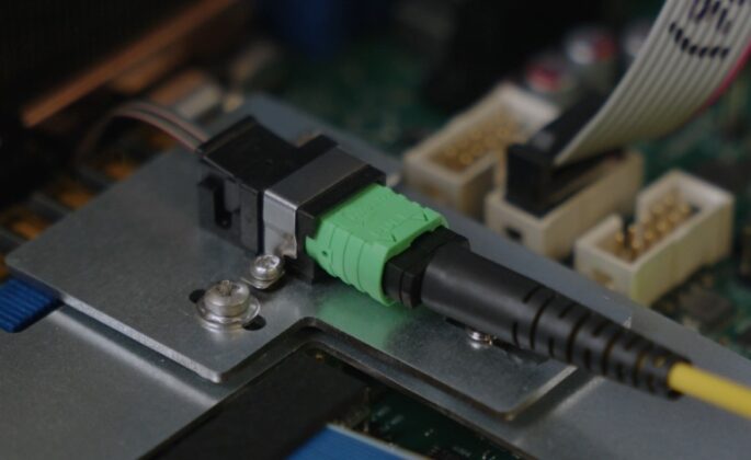 Intel CPU with Optical Compute Interconnect Chiplet Demoed with 4Tbps ...