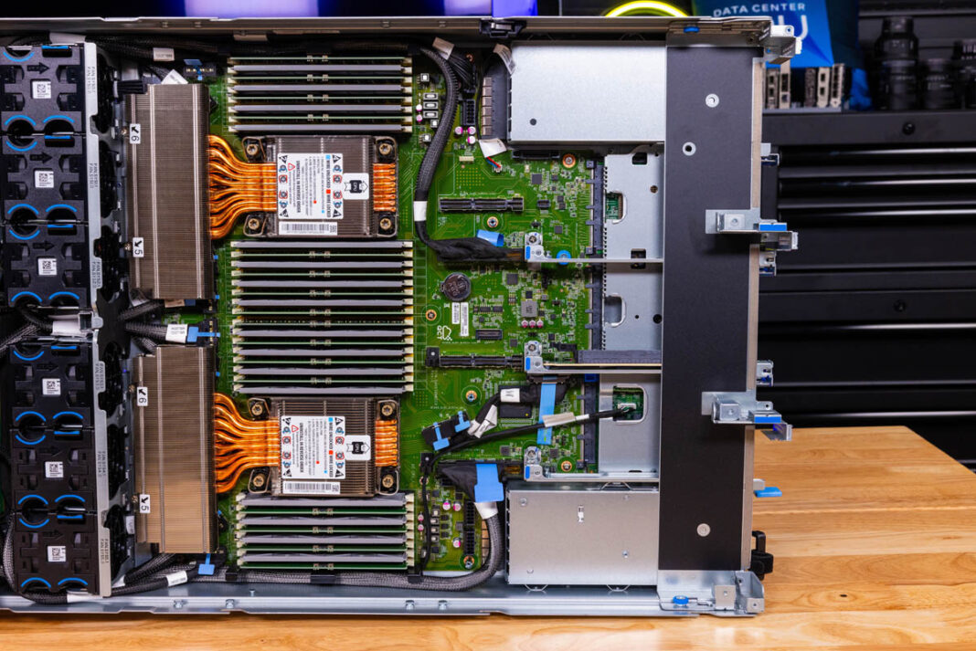 Intel Xeon 6 6700E Sierra Forest Shatters Xeon Expectations