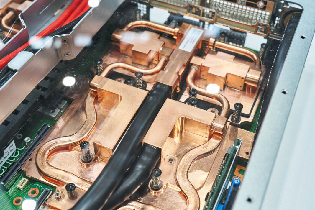 Inventec Artemis 1U and 2U NVIDIA GB200 Systems Shown