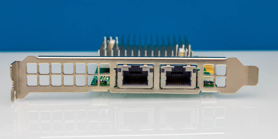 Supermicro AOC-STG-b2T Review Broadcom Dual 10Gbase-T NIC