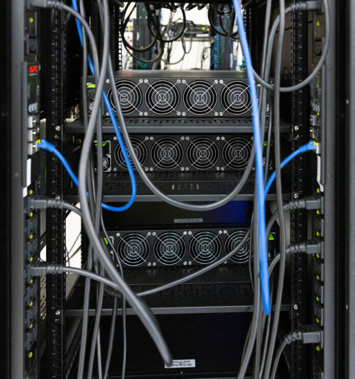 Inside a Marvell Teralynx 10 51.2T 64-port 800GbE Switch - Page 3 of 4 ...