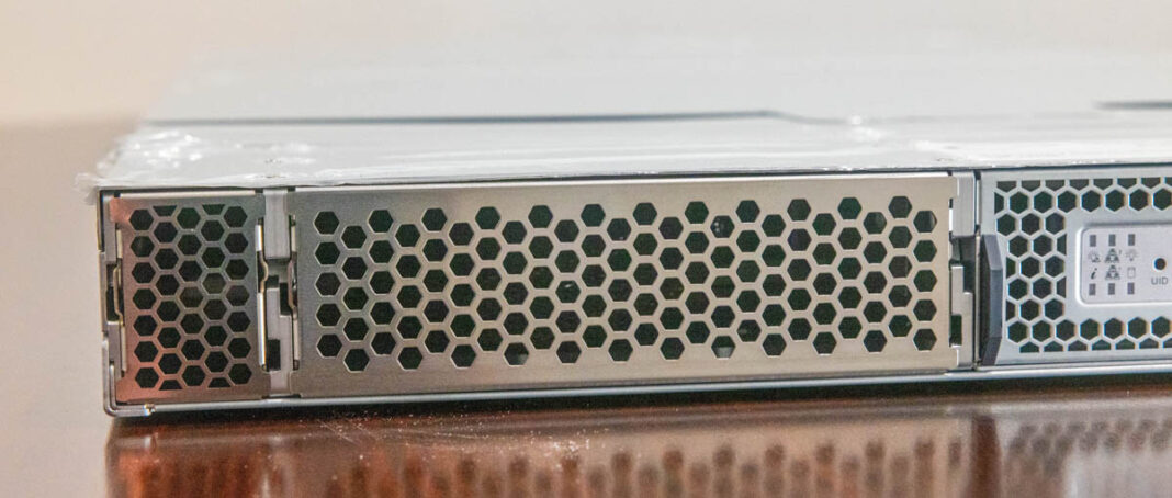 Supermicro ARS-111GL-NHR NVIDIA GH200 Grace Hopper 1U Server Review