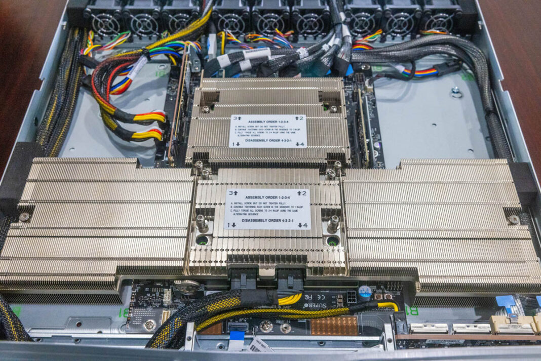 Supermicro ARS-111GL-NHR NVIDIA GH200 Grace Hopper 1U Server Review