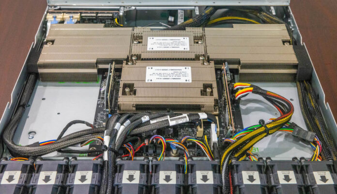 Supermicro ARS-111GL-NHR NVIDIA GH200 Grace Hopper 1U Server Review ...