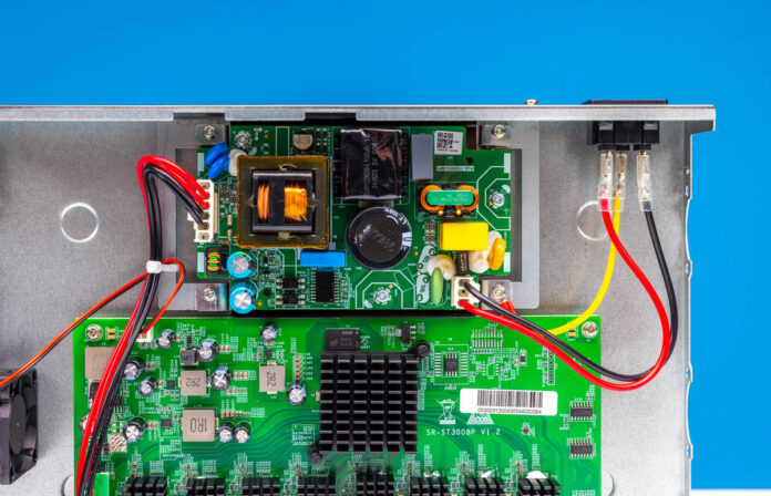 YuanLey YS100-0800TP 8-Port 10Gbase-T Switch With PoE Is So Close