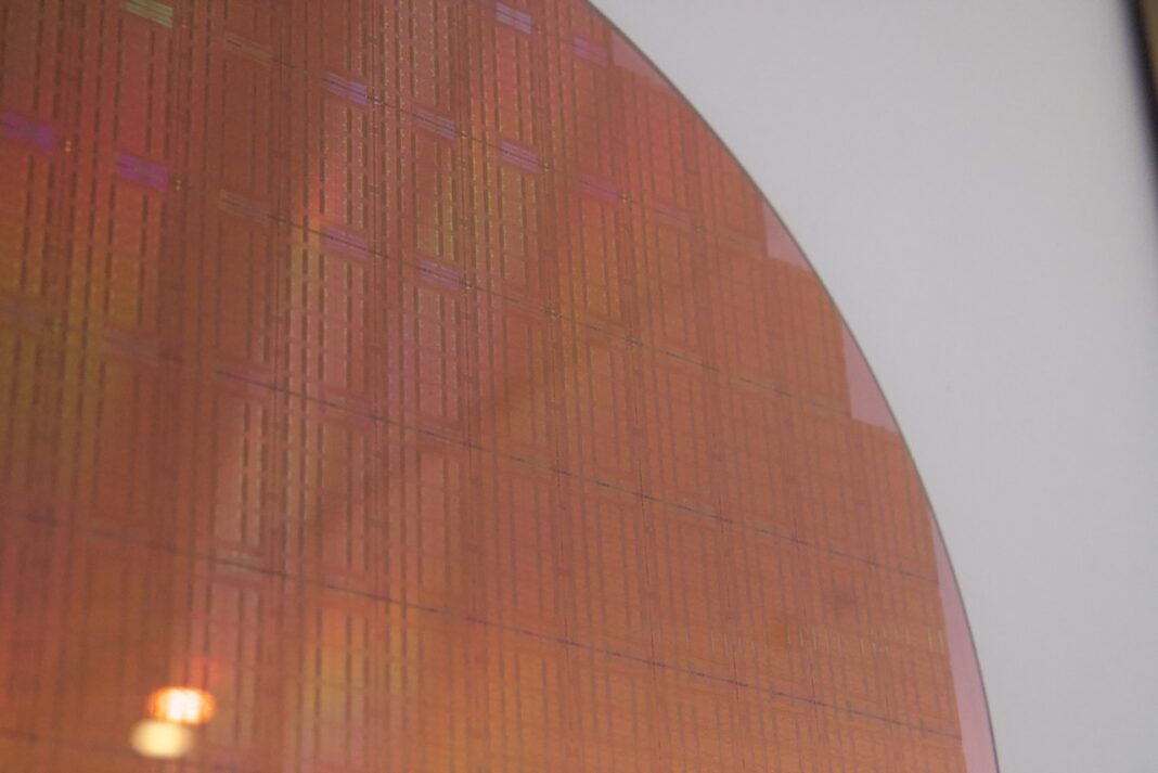 The Intel Xeon 6 R1S is a Single Socket Special - ServeTheHome