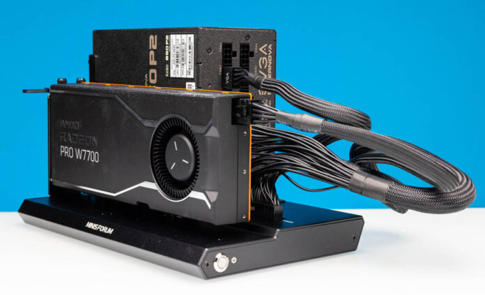 Minisforum DEG1 Oculink eGPU Dock Quick Look - ServeTheHome