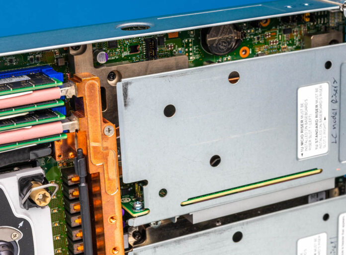 MiTAC Intel Denali Pass High-End Liquid Cooled 2U 4-Node Review - Page ...