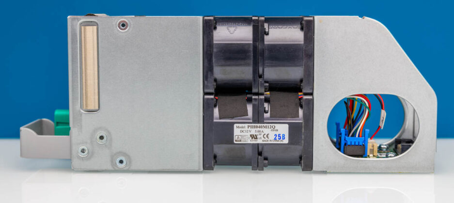 MiTAC Intel Denali Pass High-End Liquid Cooled 2U 4-Node Review - Page ...