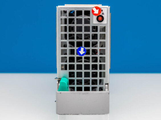 MiTAC Intel Denali Pass High-End Liquid Cooled 2U 4-Node Review - Page ...