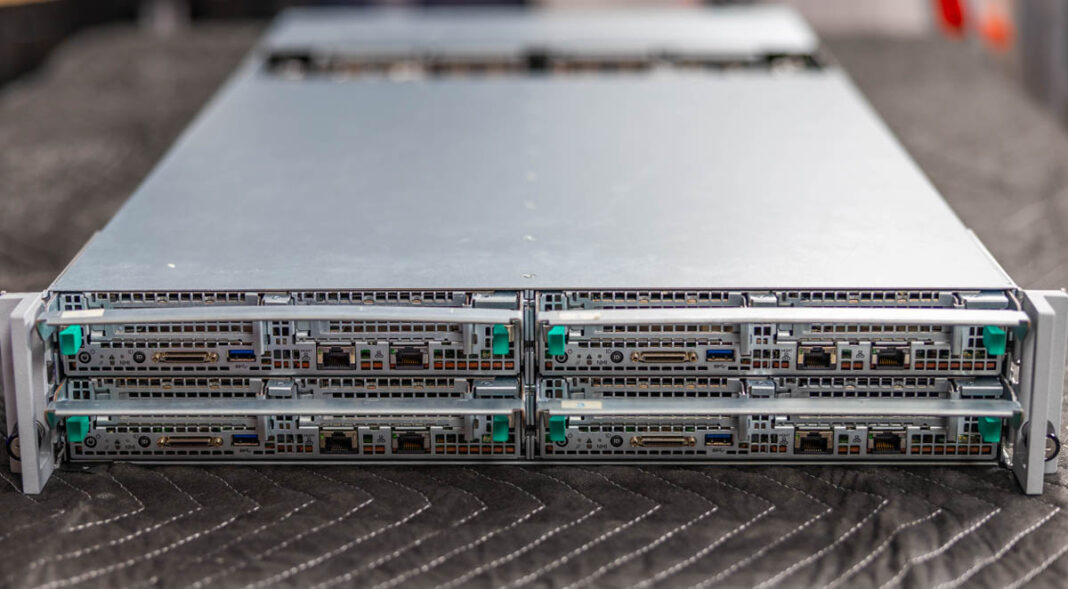 MiTAC Intel Denali Pass High-End Liquid Cooled 2U 4-Node Review - Page 2 of 6