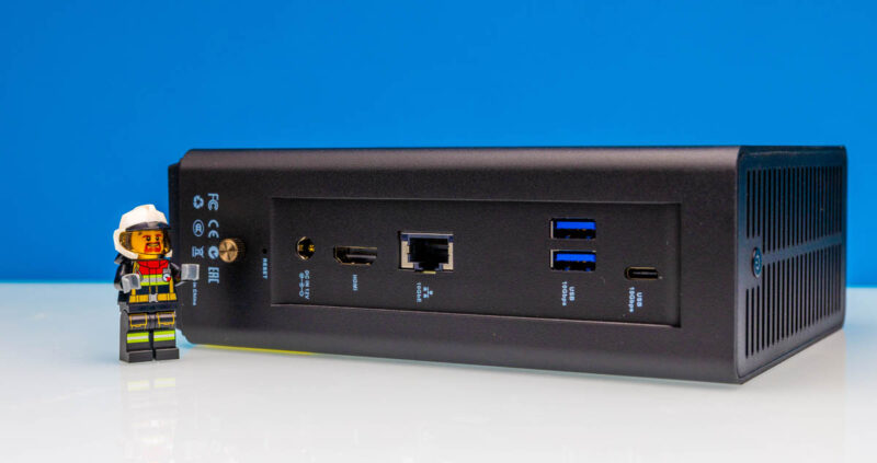 TerraMaster F8-SSD Plus NAS a 10GbE 8x M.2 SSD NAS - ServeTheHome