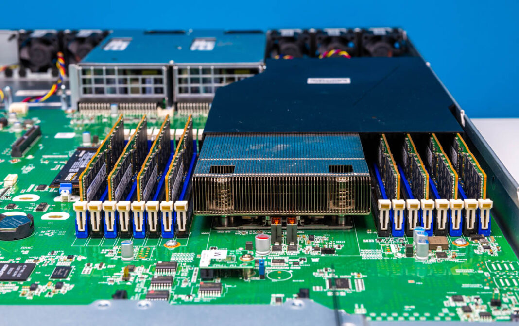 Tyan GC70-B8033 1U AMD EPYC Milan Server Review - Page 2 of 4 ...