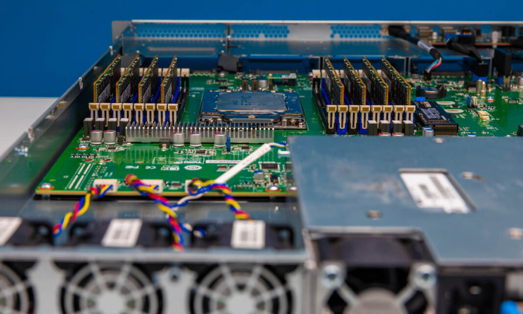 Tyan GC70-B8033 1U AMD EPYC Milan Server Review - Page 2 of 4 ...